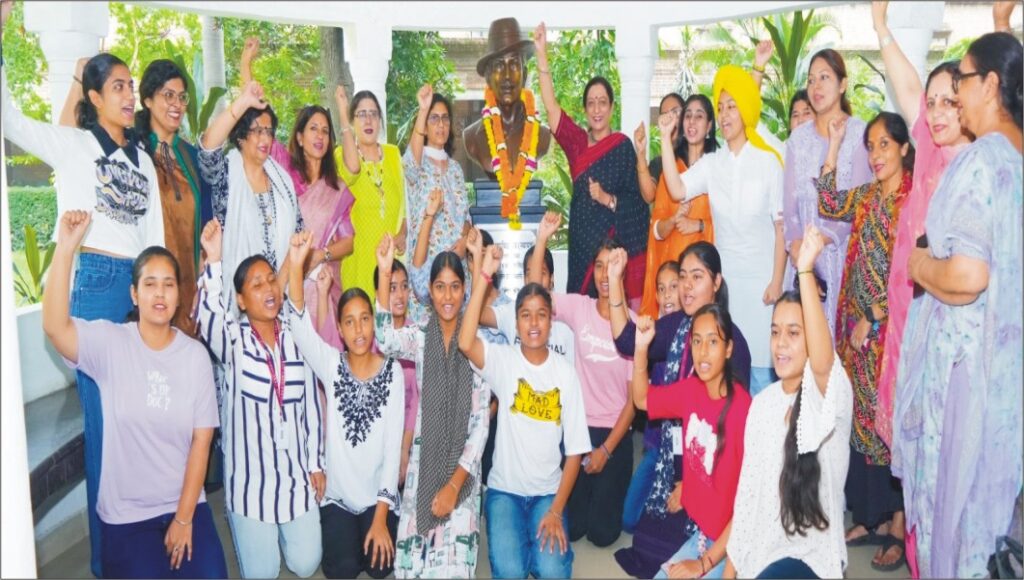 KMV Pays a Nostalgic Tribute to Shaheed-E-Azam Sardar Bhagat Singh on his 118th Birth ...